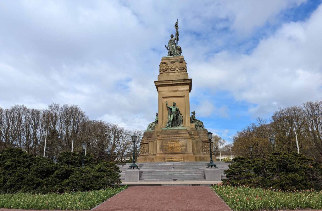 The Independence Monument on Plein 1813 in The Hague Commemorates an ...